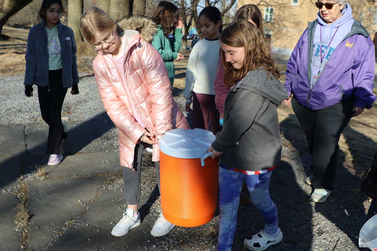 Park Ave students tap for sap as part of district-wide syrup project ...