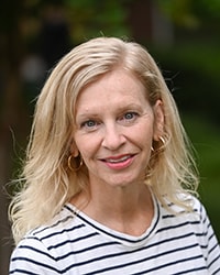 Julie Carpenter's Instagram, Twitter & Facebook on IDCrawl