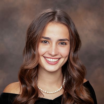 Rebecca Bateman's Instagram, Twitter & Facebook on IDCrawl