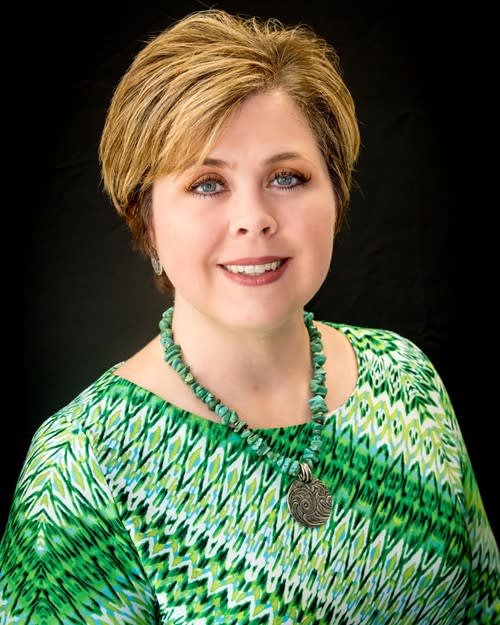 Melissa Dutton's Instagram, Twitter & Facebook on IDCrawl