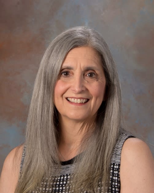 Emily Toms's Instagram, Twitter & Facebook on IDCrawl