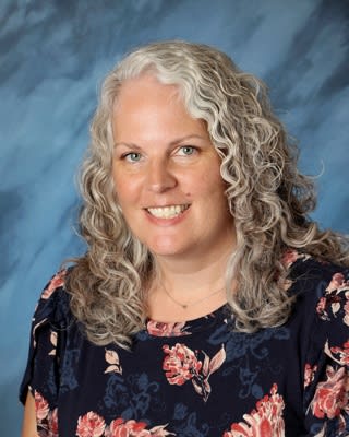 Michelle Riddell's Instagram, Twitter & Facebook on IDCrawl