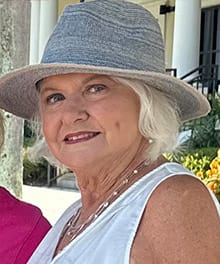 Janet Marks's Instagram, Twitter & Facebook on IDCrawl