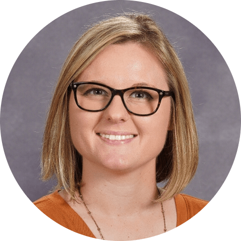 Courtney Putman's Instagram, Twitter & Facebook on IDCrawl