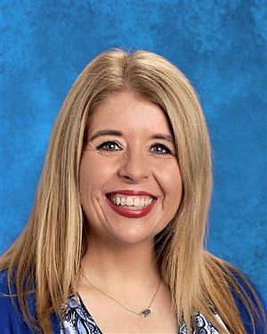 Elsa Fox's Instagram, Twitter & Facebook on IDCrawl