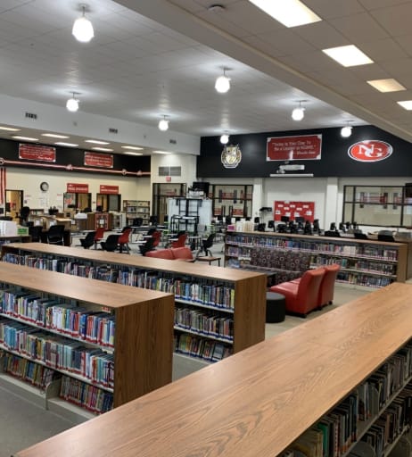 Elementary Library Media Center Media Center – Pinecrest Elementary