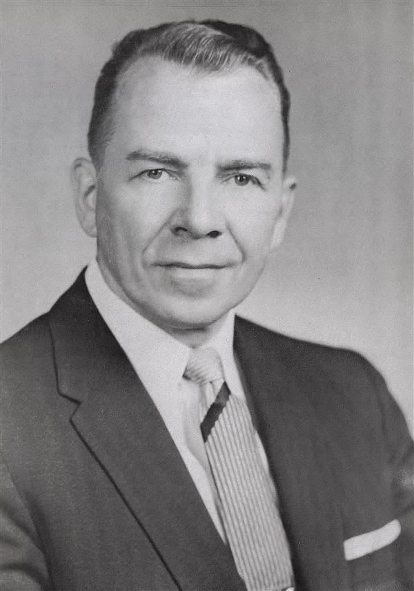 Walter E. Stebbins Biography - Stebbins High School