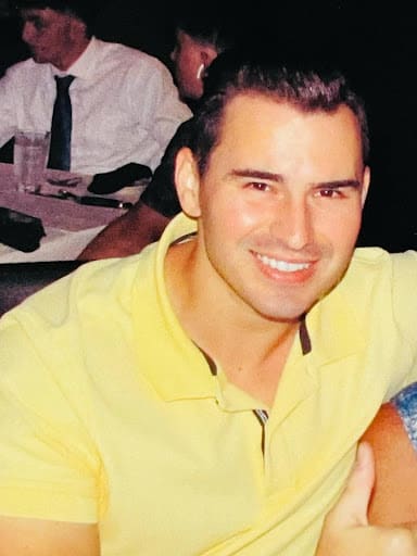 Ashley Ahlgren's Instagram, Twitter & Facebook on IDCrawl