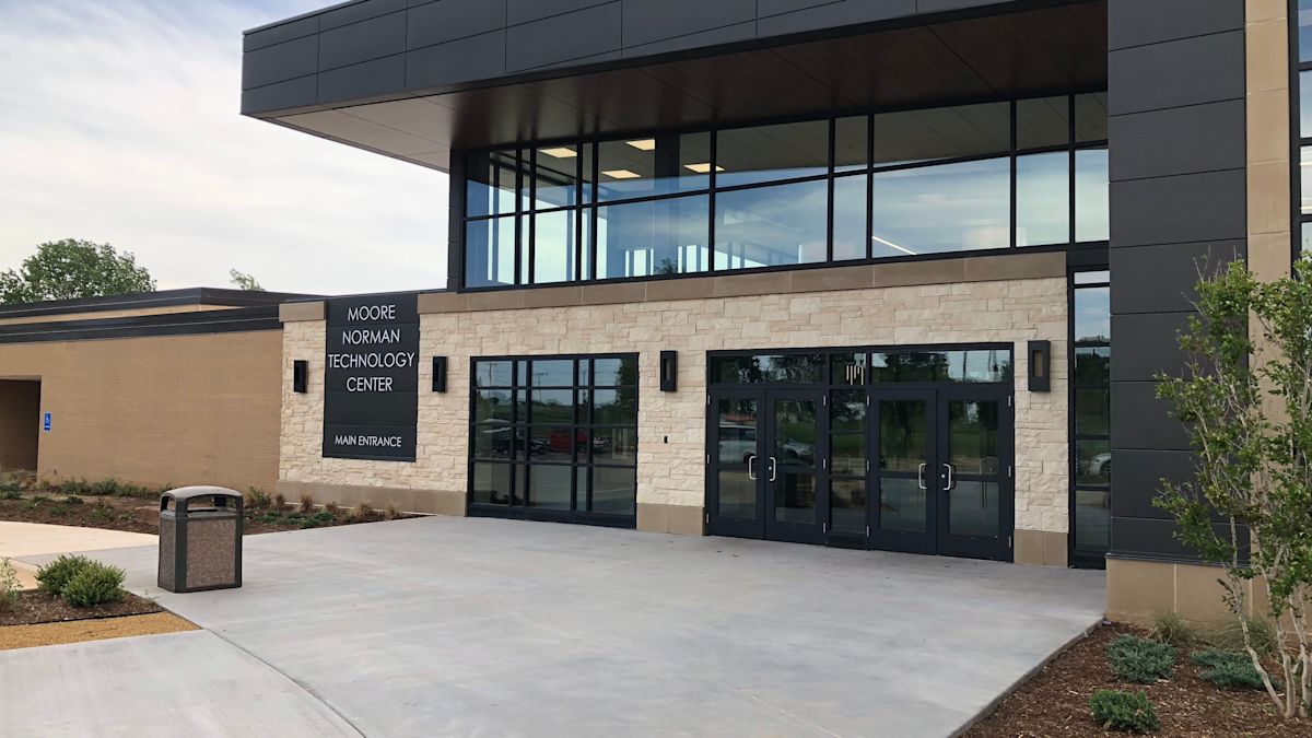 MNTC Future Now - Career Programs for Moore Public School Students