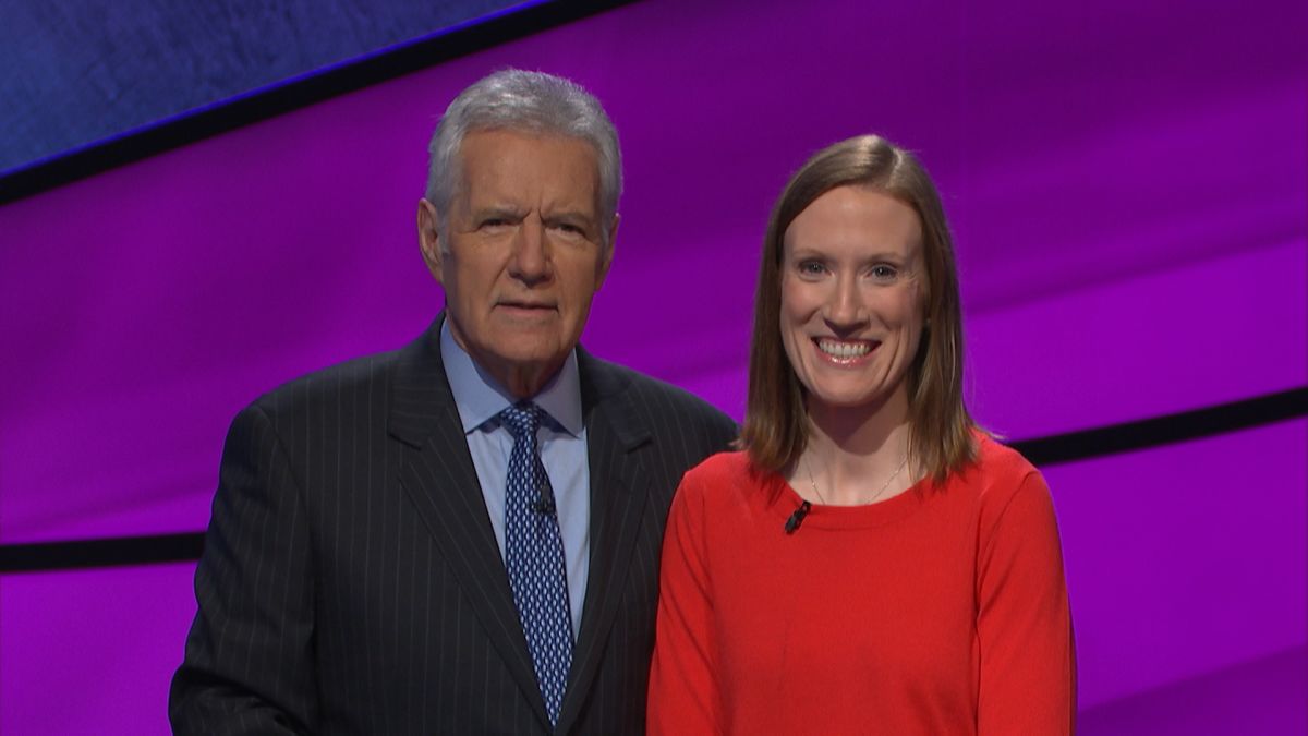 Julie Thompson Bender OPC '99 on Jeopardy! | News Details Page