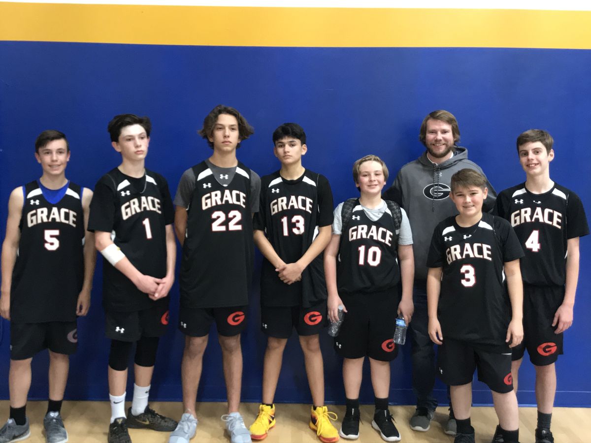 Junior High Boys Basketball Celebrates Spectacular Season | News Detail