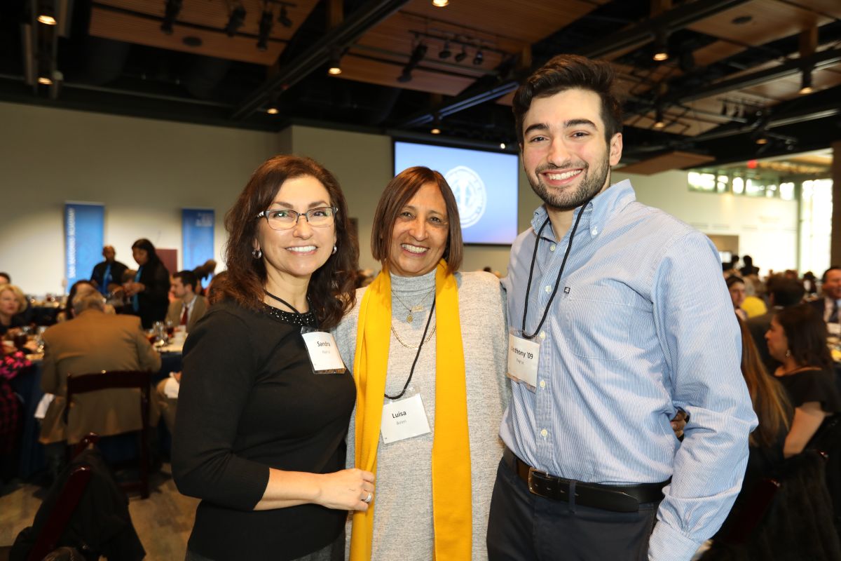 Knight-Hennessy Scholarship to Stanford Law School | Details - Alumni