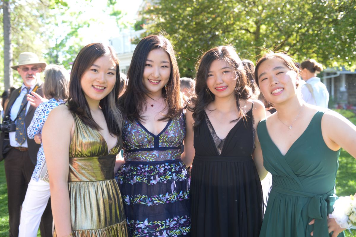 Juniors & Seniors Make Memories at Prom | Post