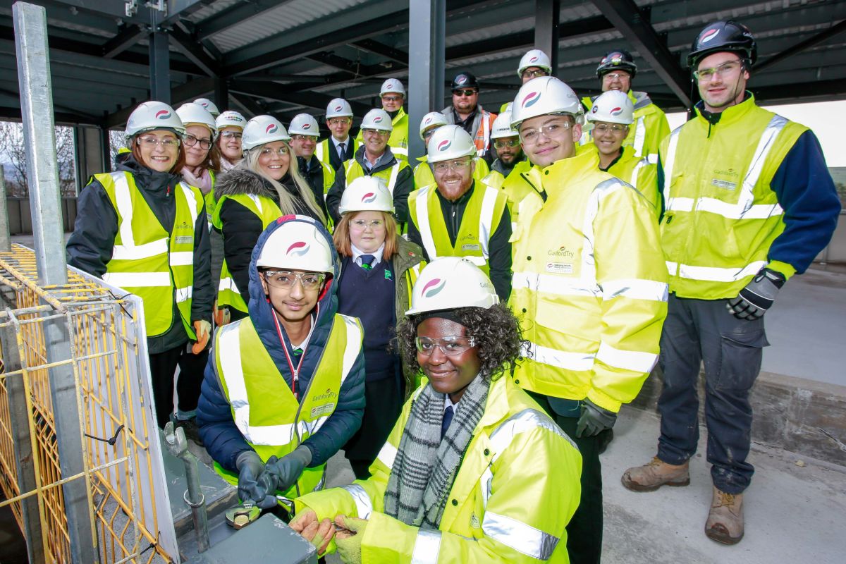 Golden Moment marks progress at Oasis Academy Leesbrook | News Details