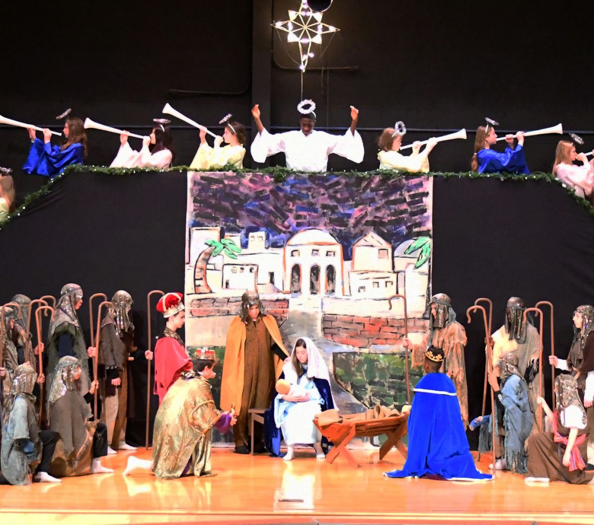 Celebrating the Holidays at Holy Child | News Details