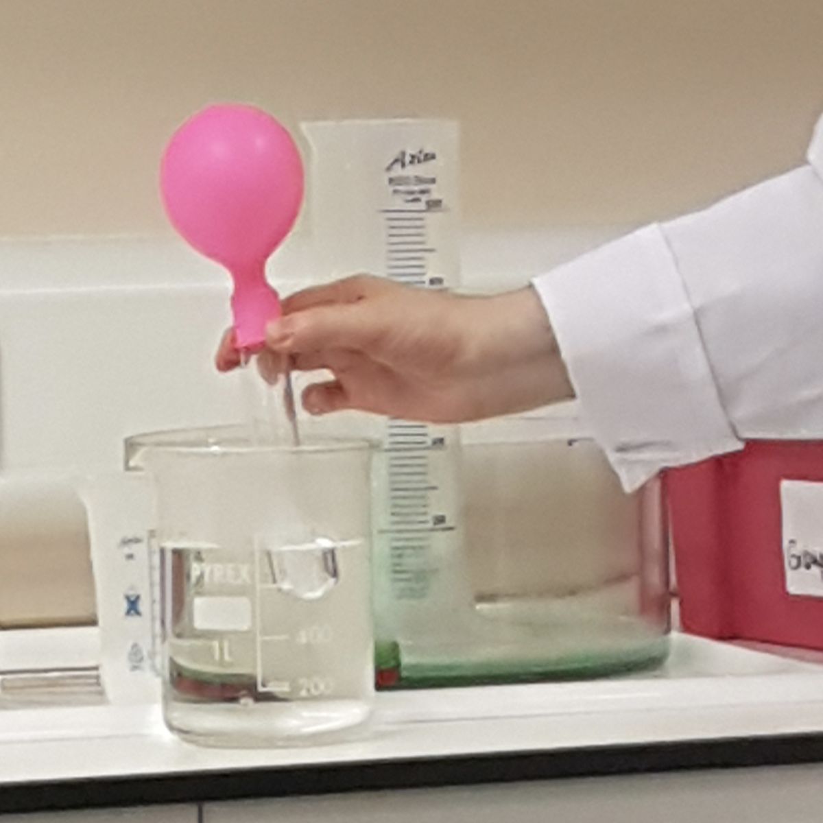 Investigating the material world and dry ice | News Post