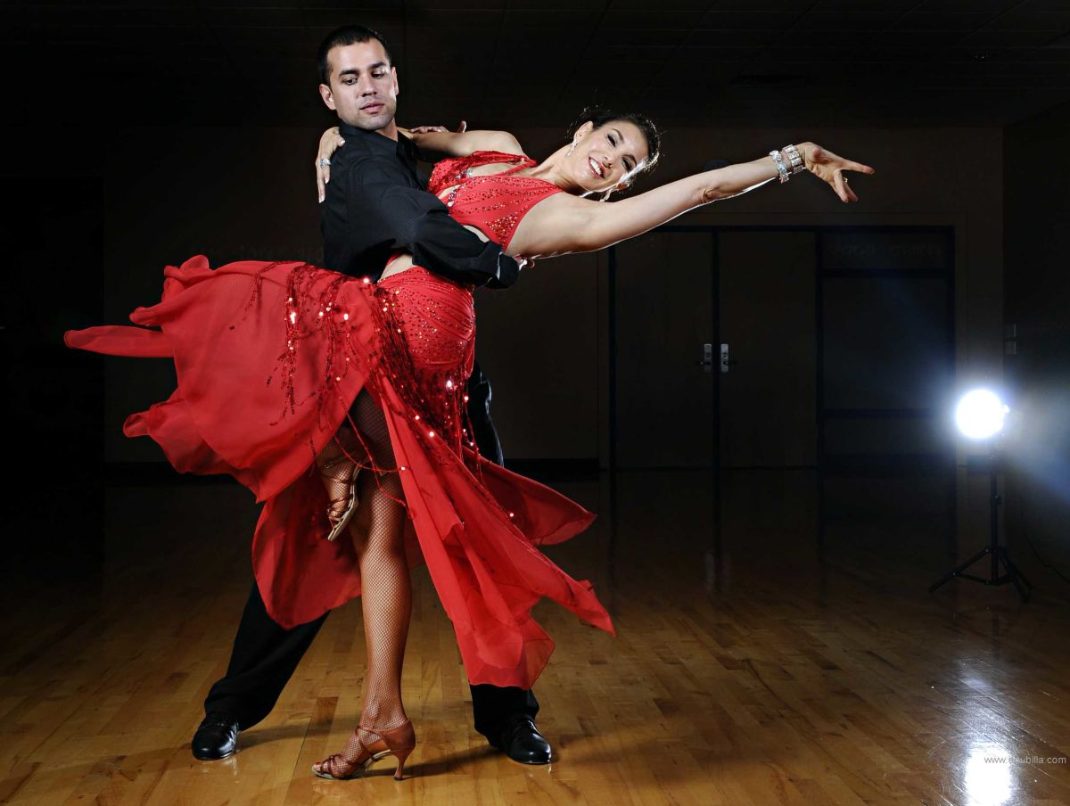 Ballroom Dancing Enter The World Of Ballroom Dancing With Dancer's