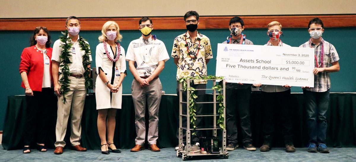 Assets Robotics Students Present Food Delivery Robot To The Queen's ...