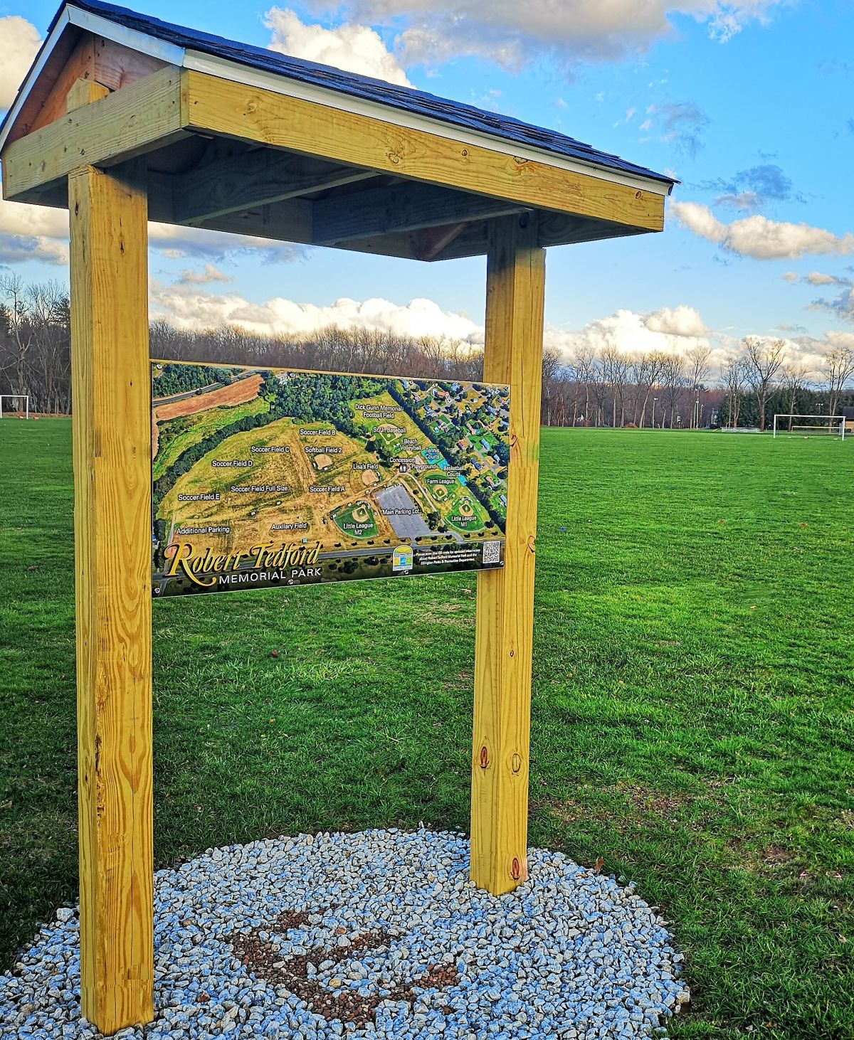 Robert Tedford Sign | detail - Ellington Parks & Recreation