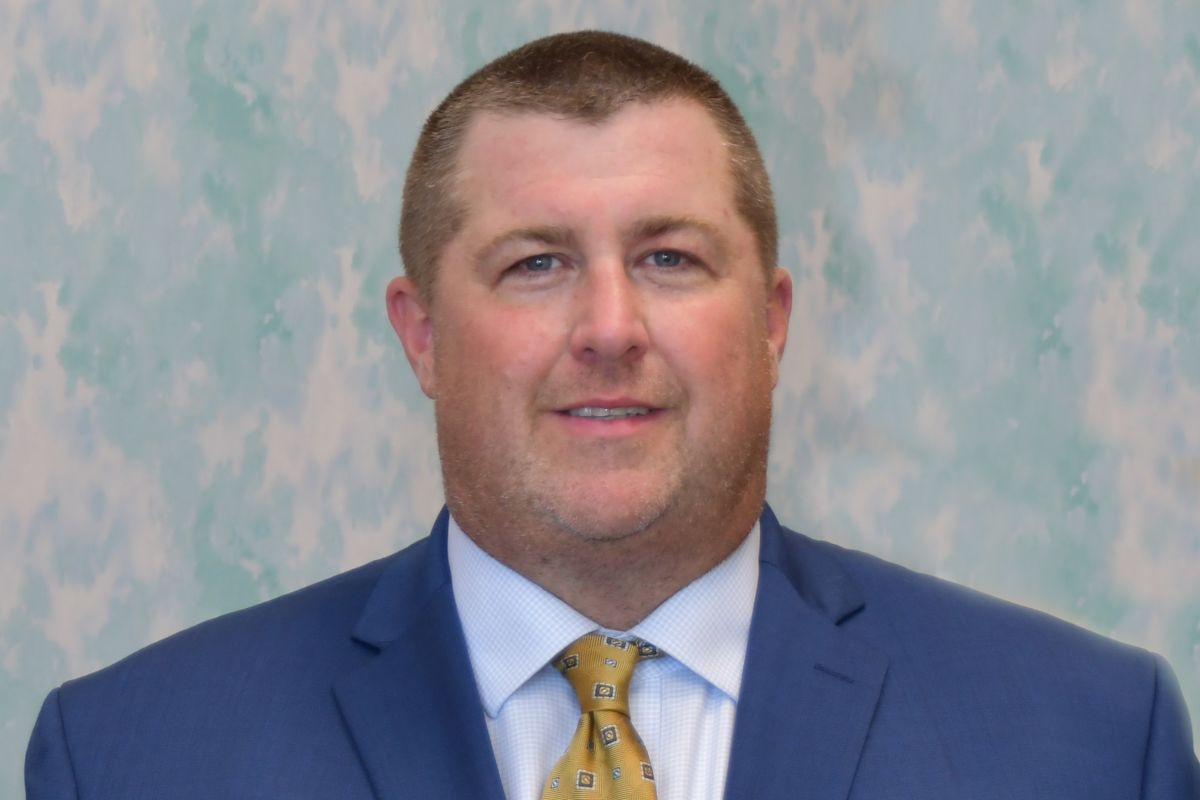 Wirth chosen to lead Summit football program | News Stories