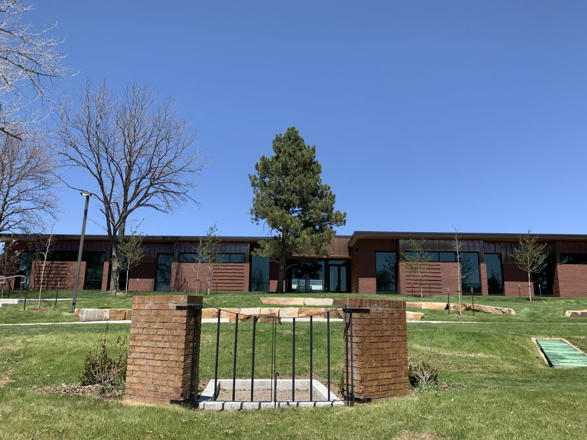 Alumni Courtyard Opens | Alumni News Detail - Kent Denver School