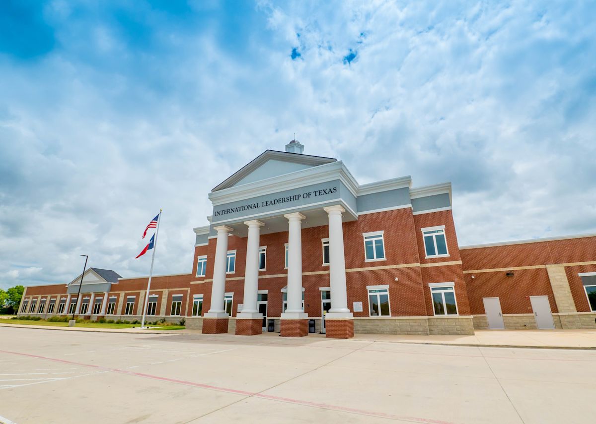 ILTexas Grand Prairie K-8 Named National Beta School of Distinction | News