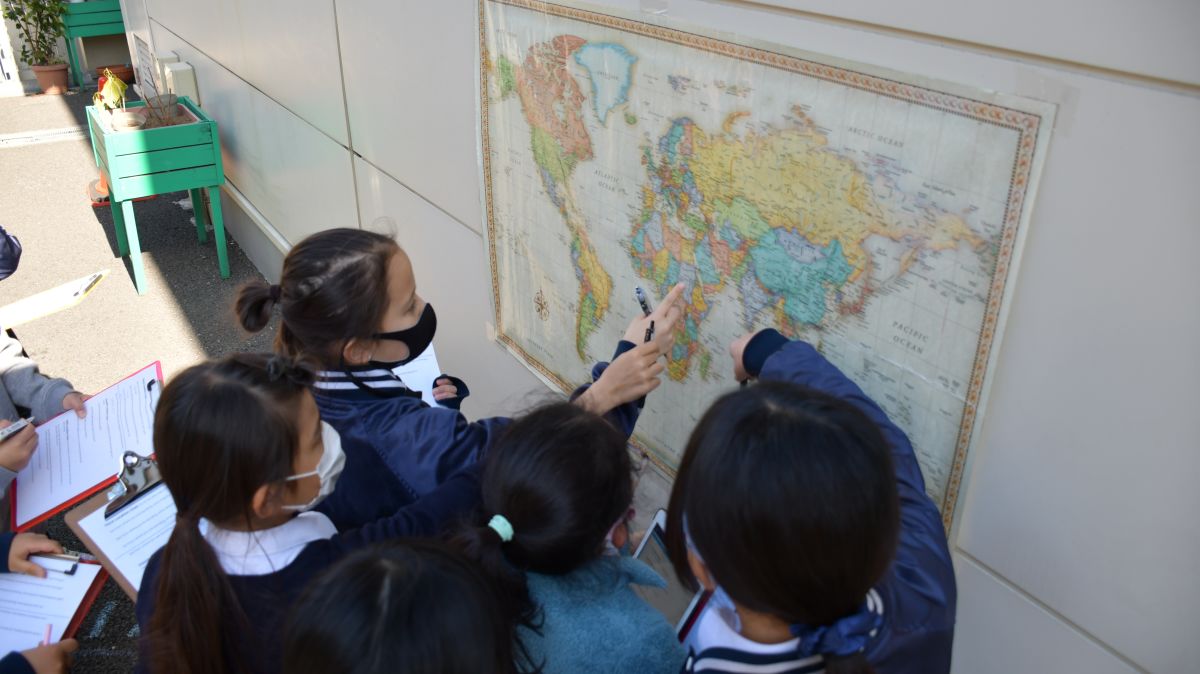 Grade 4: Students become Explorers! | Setagaya
