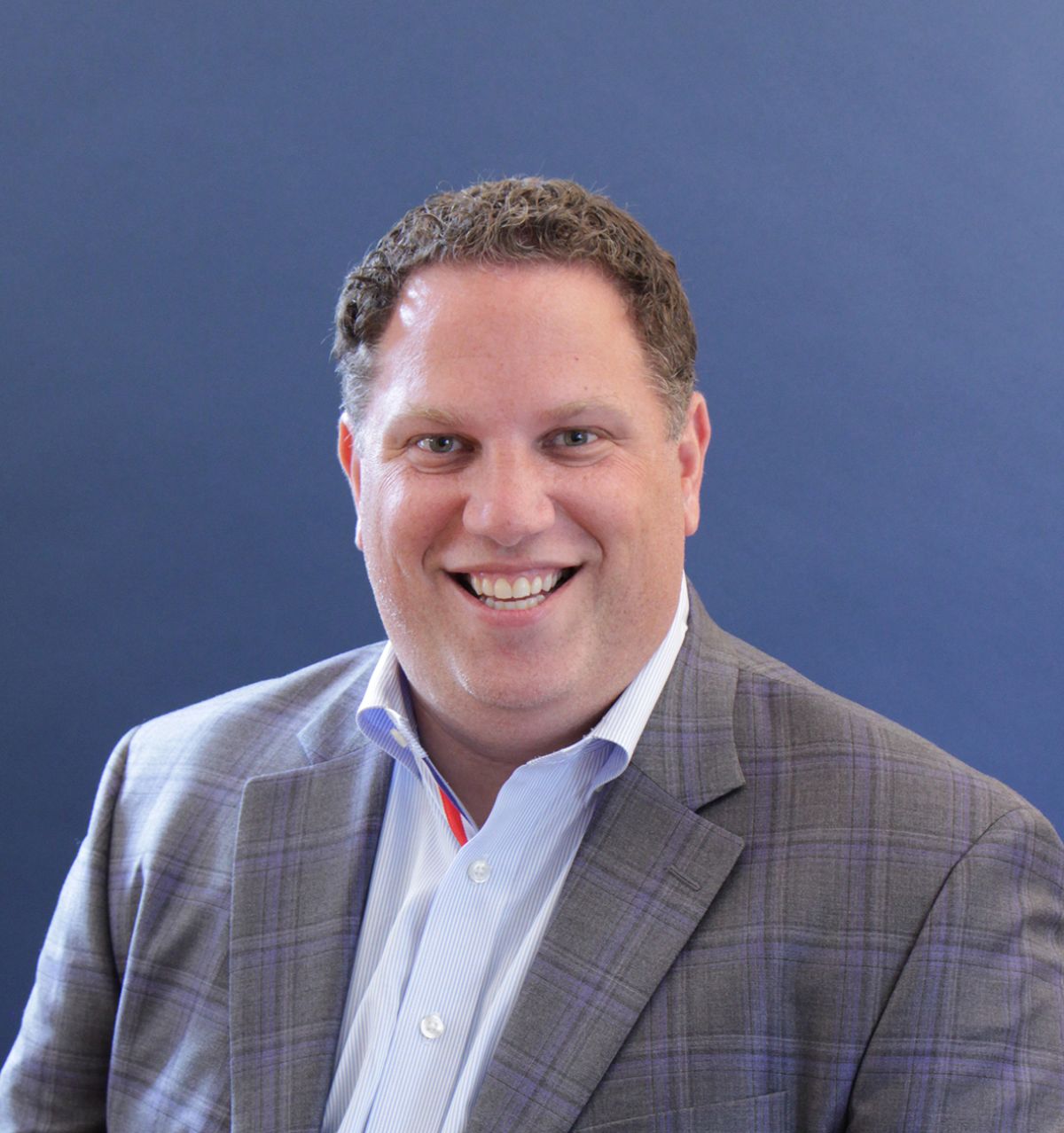 Scott Tannen '95 Delivers Cum Laude Address | Morristown Beard School News