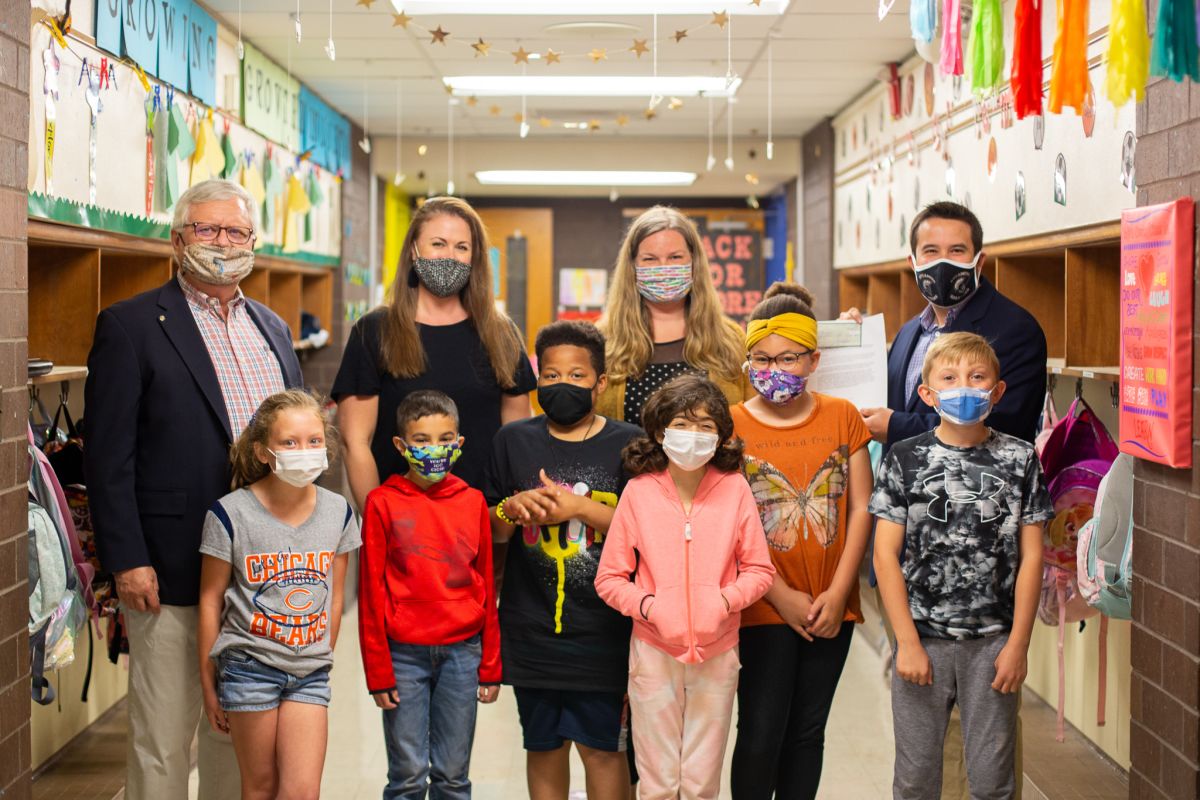 Third Grade Teachers Awarded Grant | News