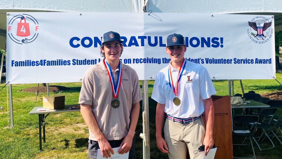 Reese '22 and Robbie '22 receive President's Service Awards | news ...