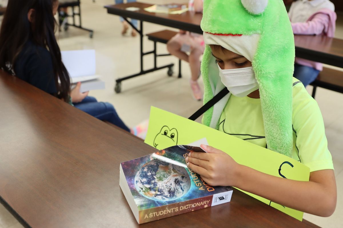 Dictionary Project benefits third graders for life | Featured News