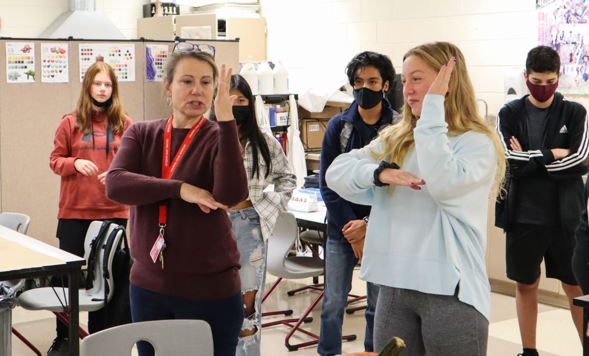 ASL Club Connects with Community | Details