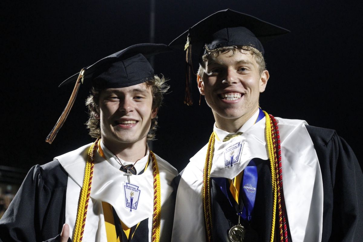 Eight CHS students earn biliteracy diploma seal | Featured News