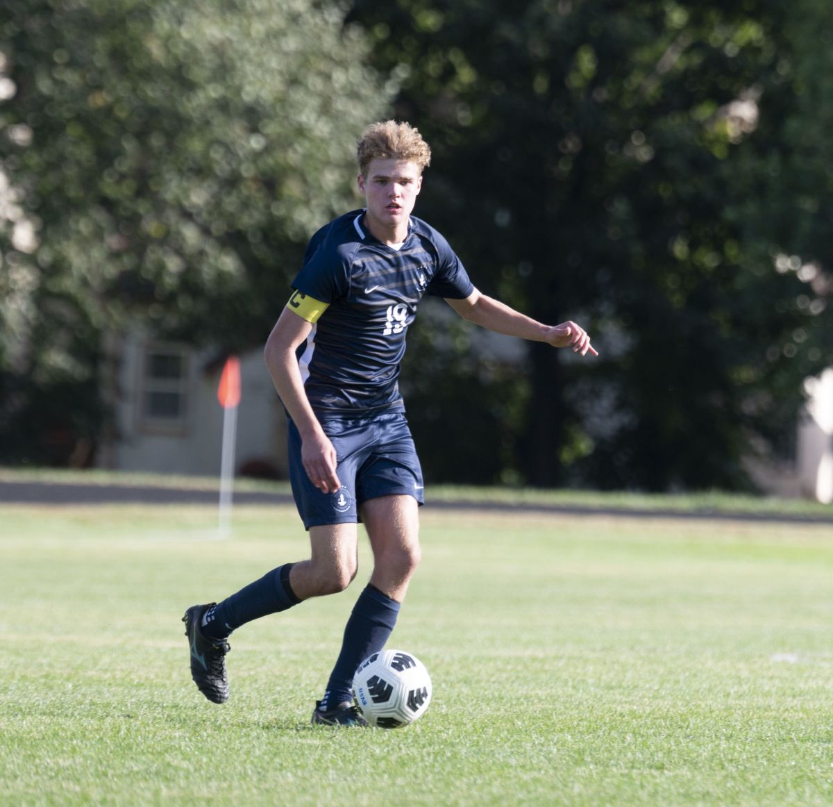 Postseason soccer accolades: Leo Larson '22 named IMAC Player of the ...