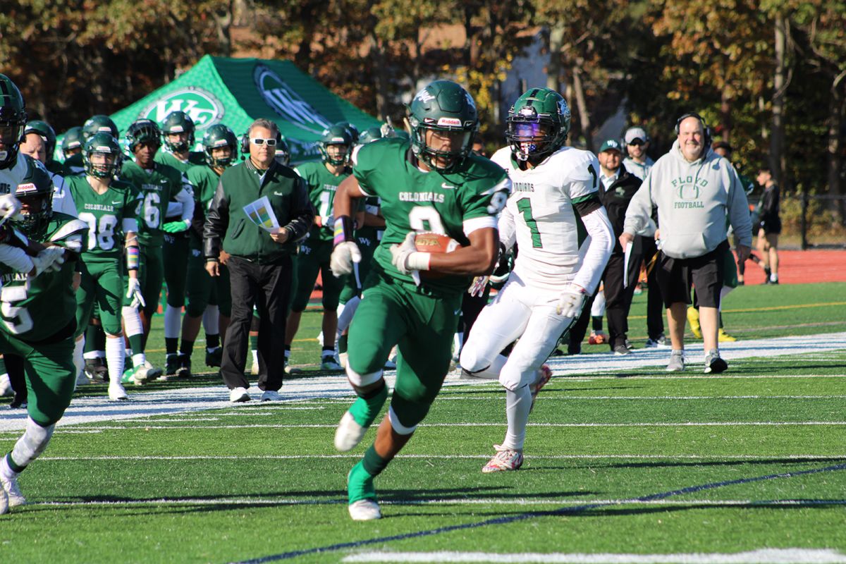 Varsity Football Blanks Brentwood in Opening Round of Playoffs | News Post