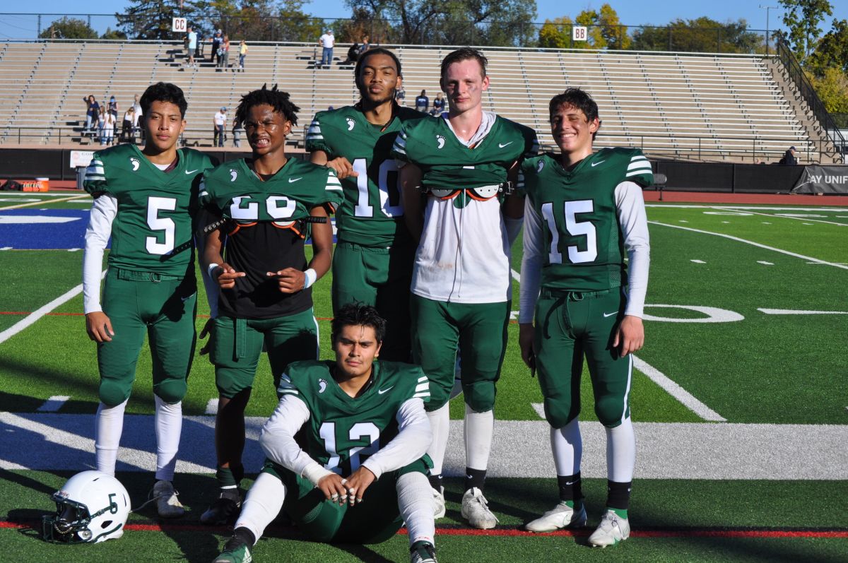 DJDS Senior finishes 7-3 with GW Football as Varsity Team Captain ...