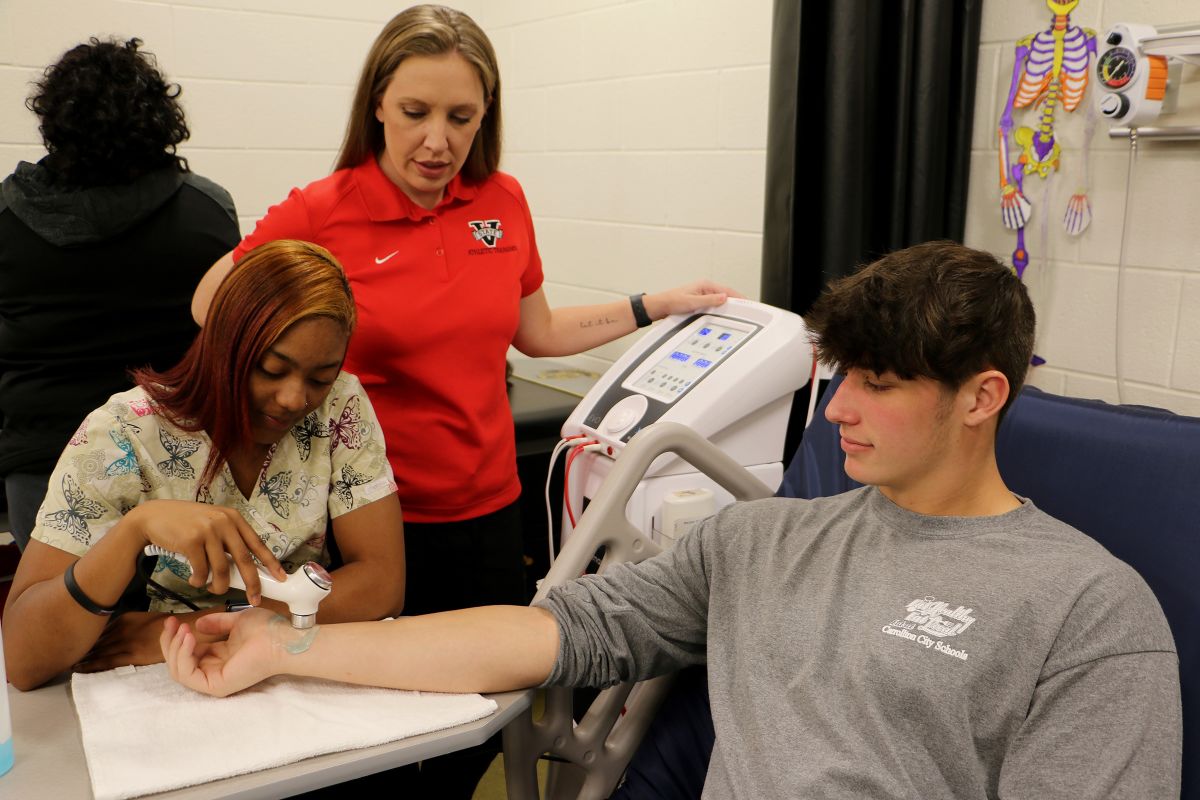 Healthcare Science takes program's mission to new level | Featured News