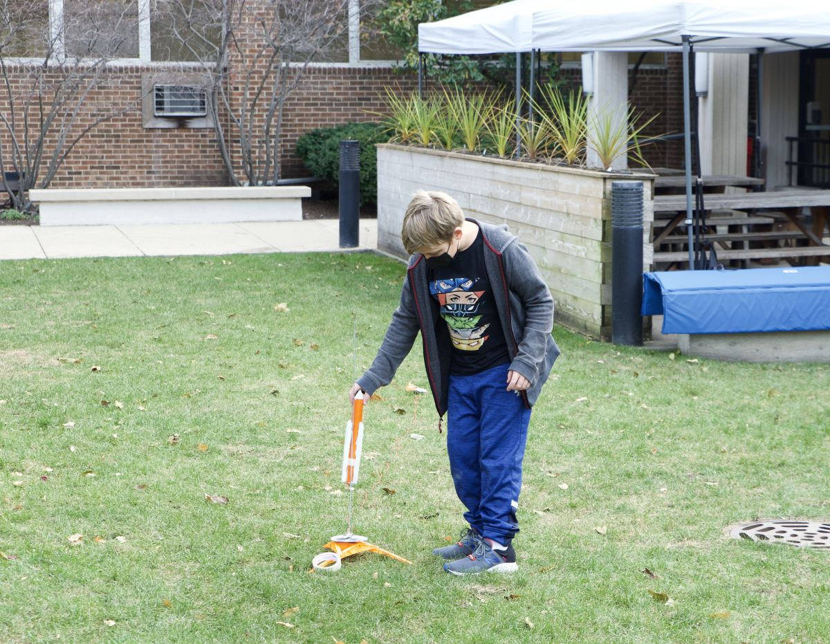 Grade 5 builds and launches rockets | News - Chicago City Day School