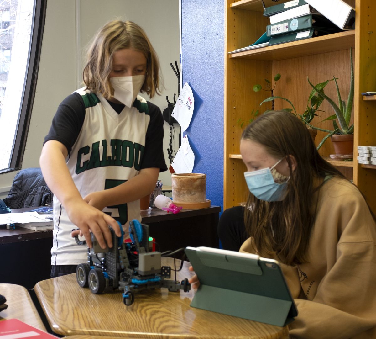 MS Students Build, Code Robots | [Linked Stories — About Us]