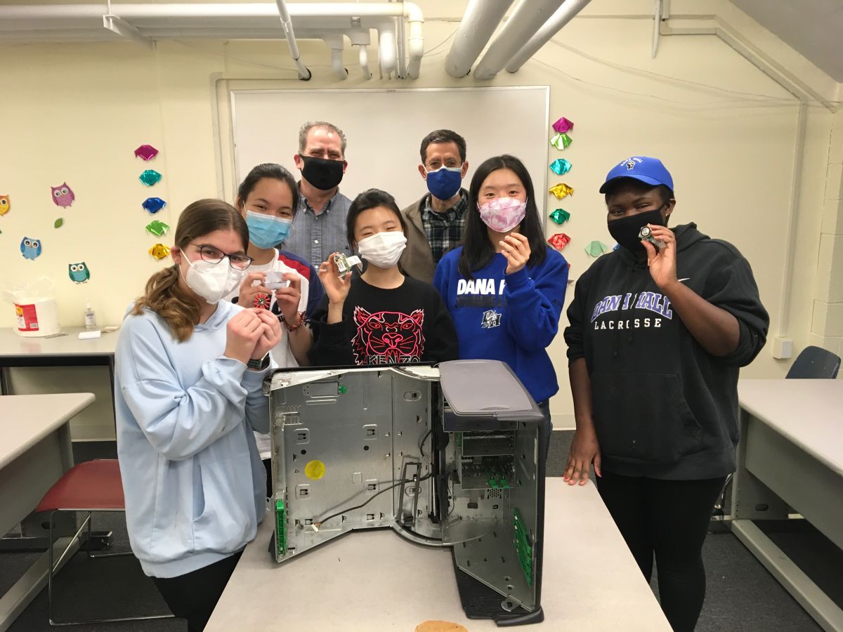 Making it Personal in the Makerspace | Article