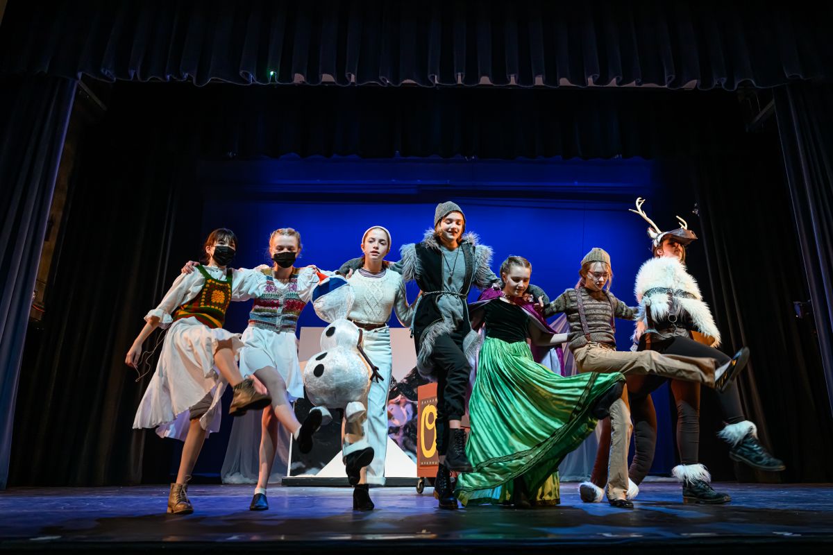 Do You Want to See a Musical? | Article