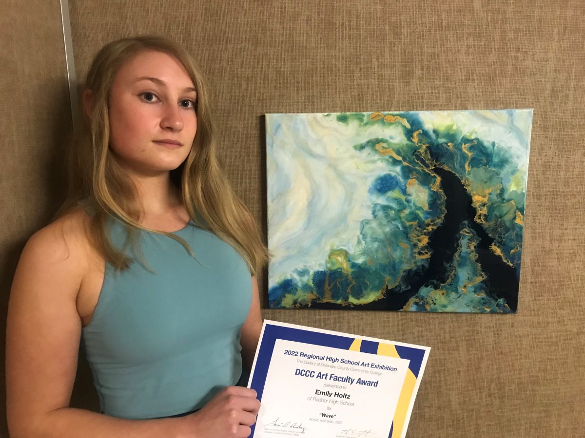 Emily Holtz Named Winner at Regional Art Exhibition | RHS News Default ...