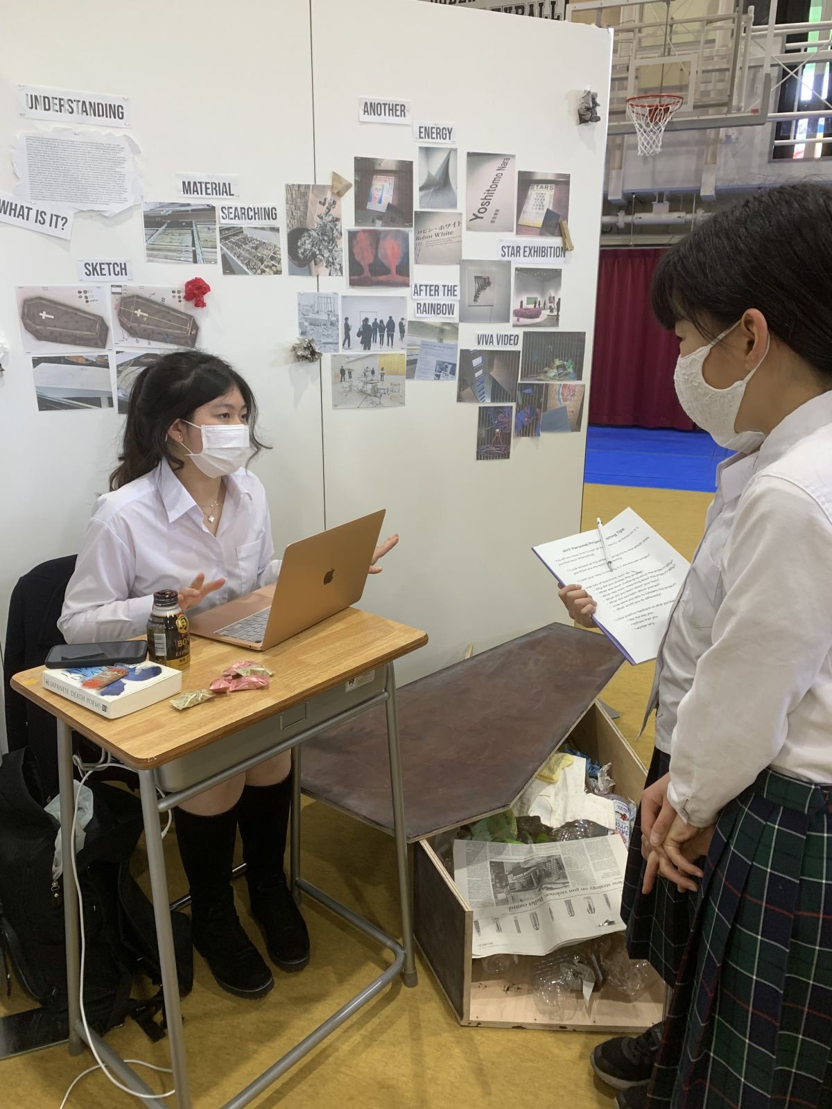 PYP Students view the MYP Personal Project | Setagaya