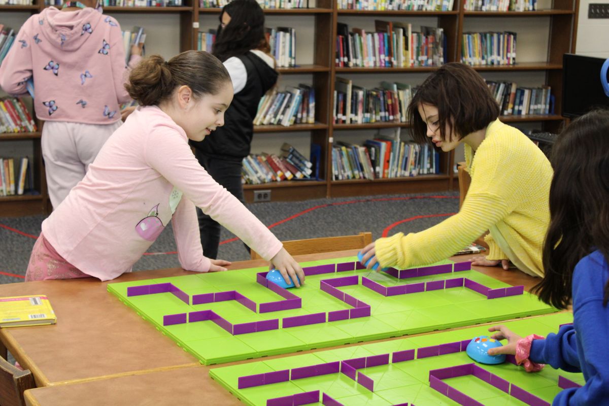 Tangier Smith Elementary Students Have Fun Developing Coding Skills ...