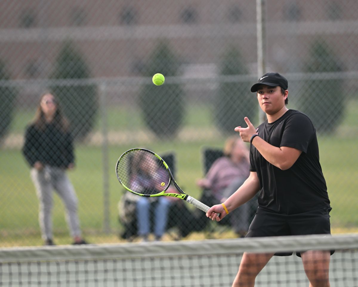 Athlete of the Week 3/28 - 4/1: Xavier Jones | News Detail Page