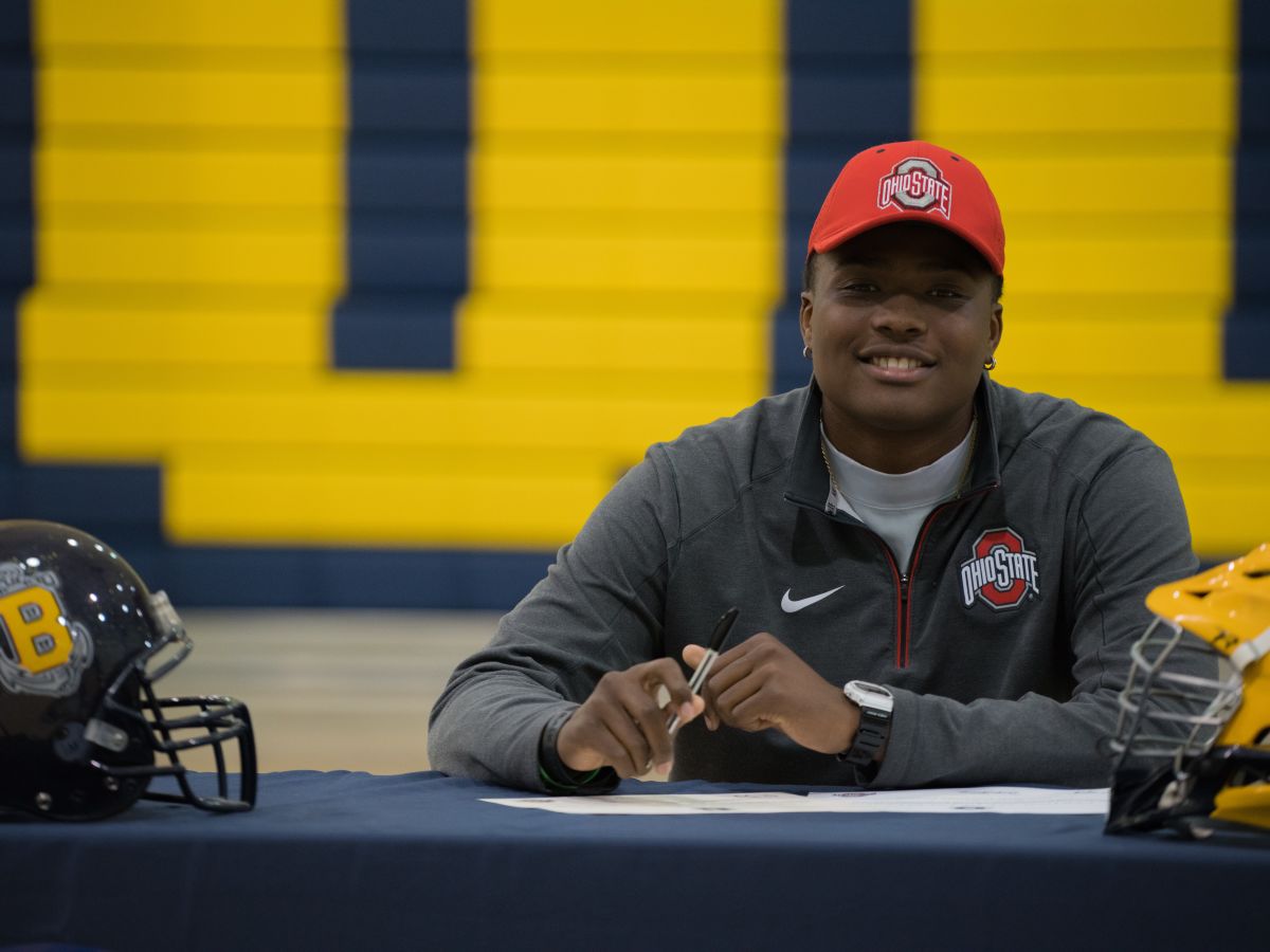 Alumnus Dwayne Haskins, Jr. '16 Passes Away | News Article - Bullis School