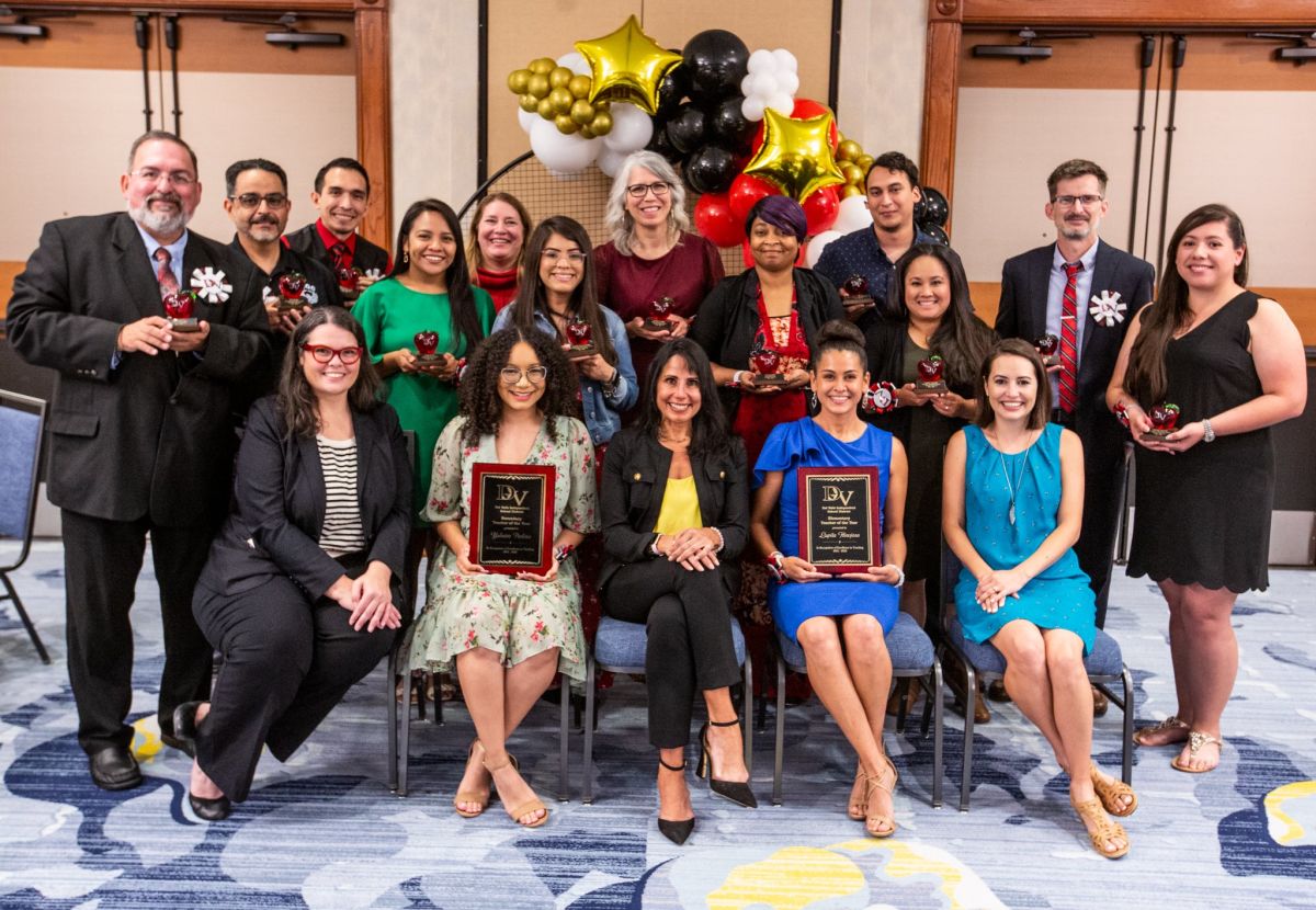Del Valle ISD announces 2021-22 Teachers of the Year | District News ...