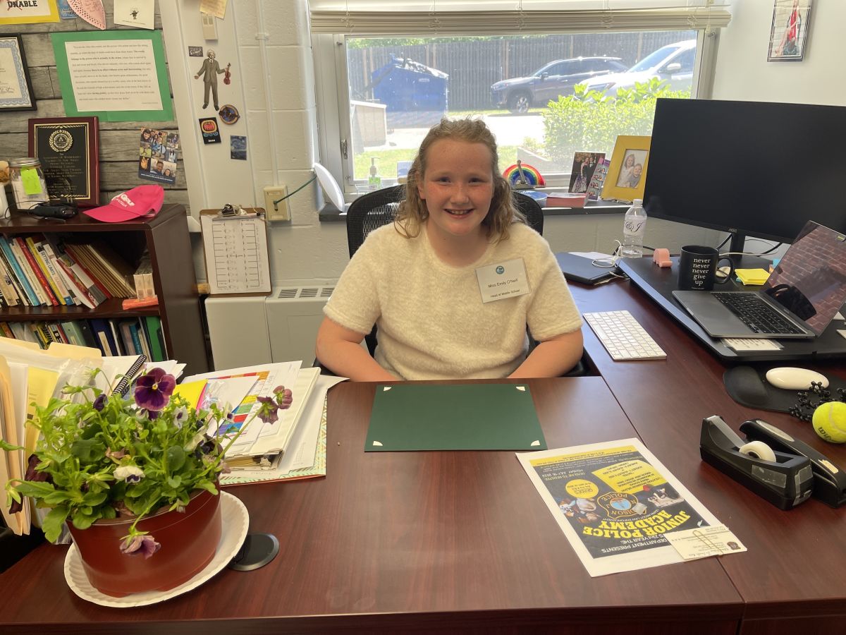 Emily O’Neill ’27 Enjoys Day as Middle School Head | News Posts