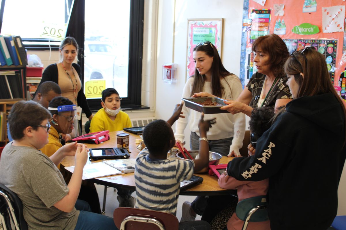 William Paca Middle School Life Skills Class Welcomes Girl Scout for ...