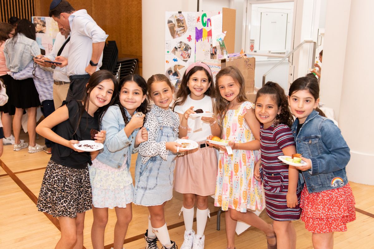 Tour our MiddotMark Museum Gallery! | Ramaz News - The Ramaz School